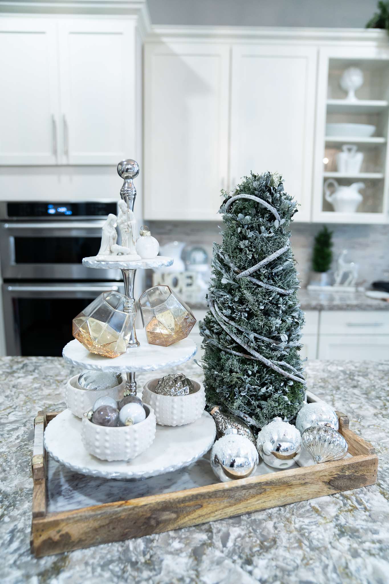 MRI Christmas Home Tour 2018 – Melissa Roberts Interiors