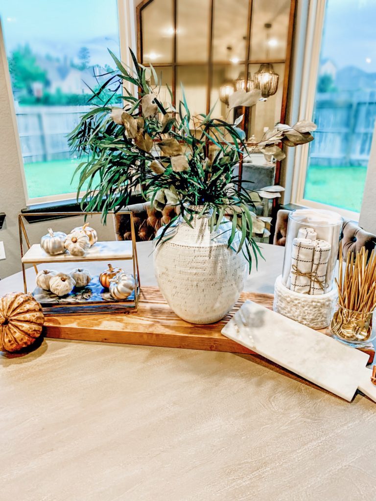 Minimalist Fall Decor That's Budget Friendly – Melissa Roberts Interiors